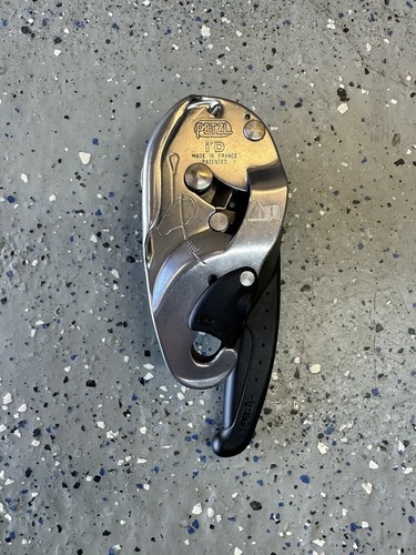 Petzl I'D Descender | eBay
