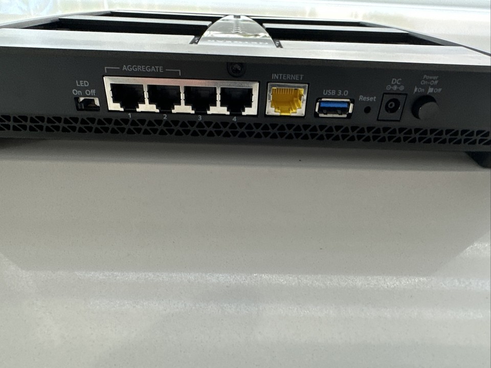 NETGEAR R7960P-100NAS Nighthawk X6 AC3000 Dual Band Smart WiFi Router ...