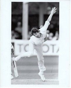 Original Press Photo Cricket Essex Neil Foster undated 1980s 10x8 inch ...