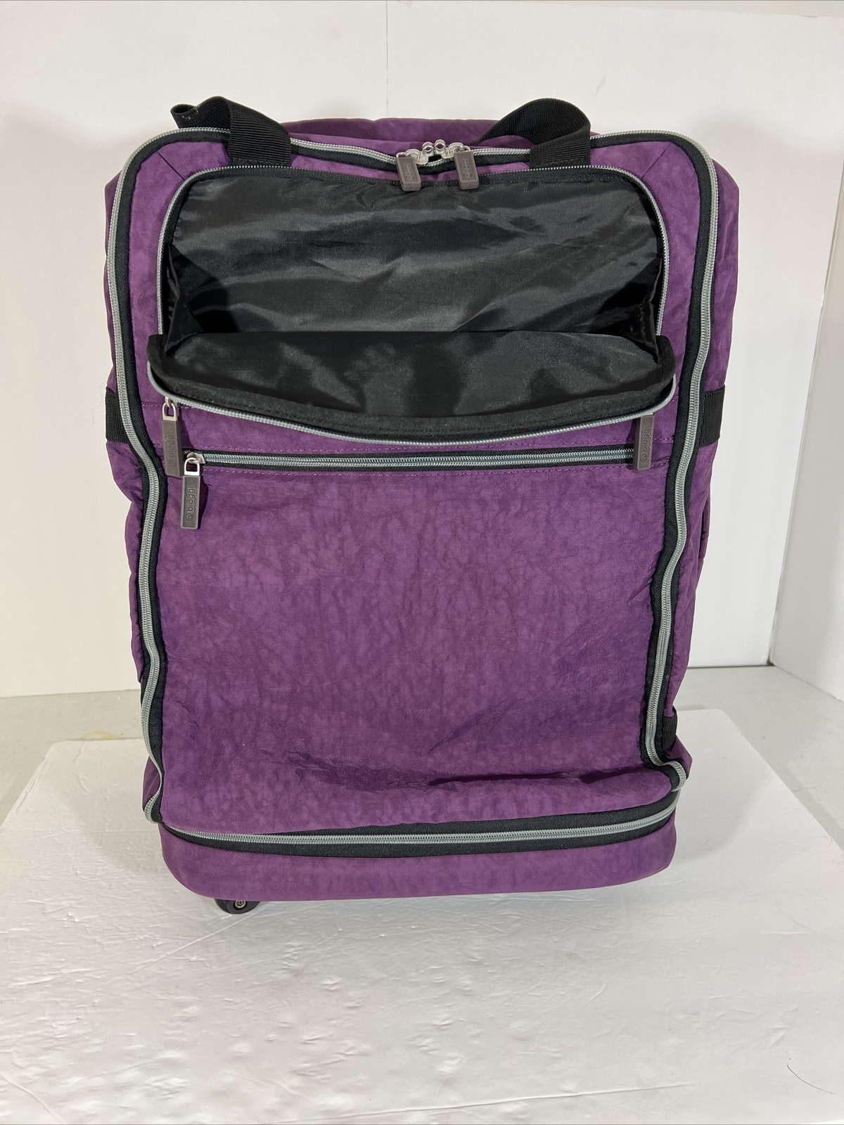 Biaggi Zipsak Expandable Under-Seat to Carry-On Luggage Bag w/ Wheels ...