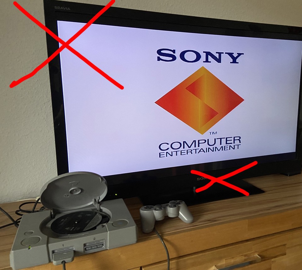 Playstation 1 (PSX/PS1 mit Chip) Konvolut mit Gun, Speicherkarten + 12 ...