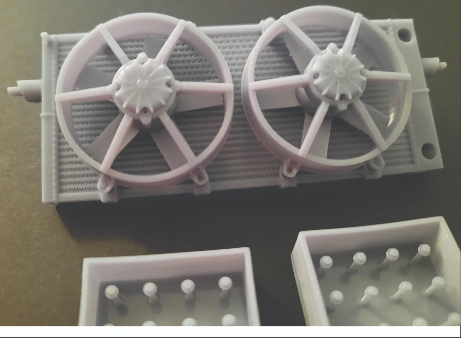 1/8 POCHER FERRARI F40 - ENGINE COOLING RADIATOR & FAN ASSEMBLIES ...