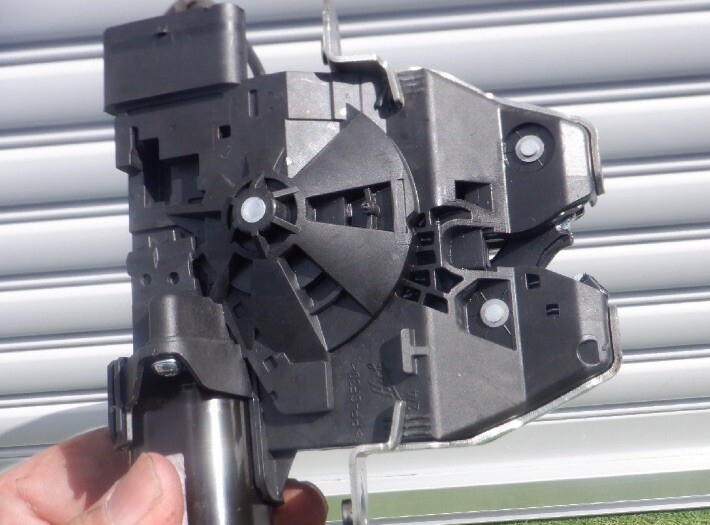 2013-17 MERCEDES BENZ Sl550 Sl63 Trunk Lock Actuator OEM for sale ...