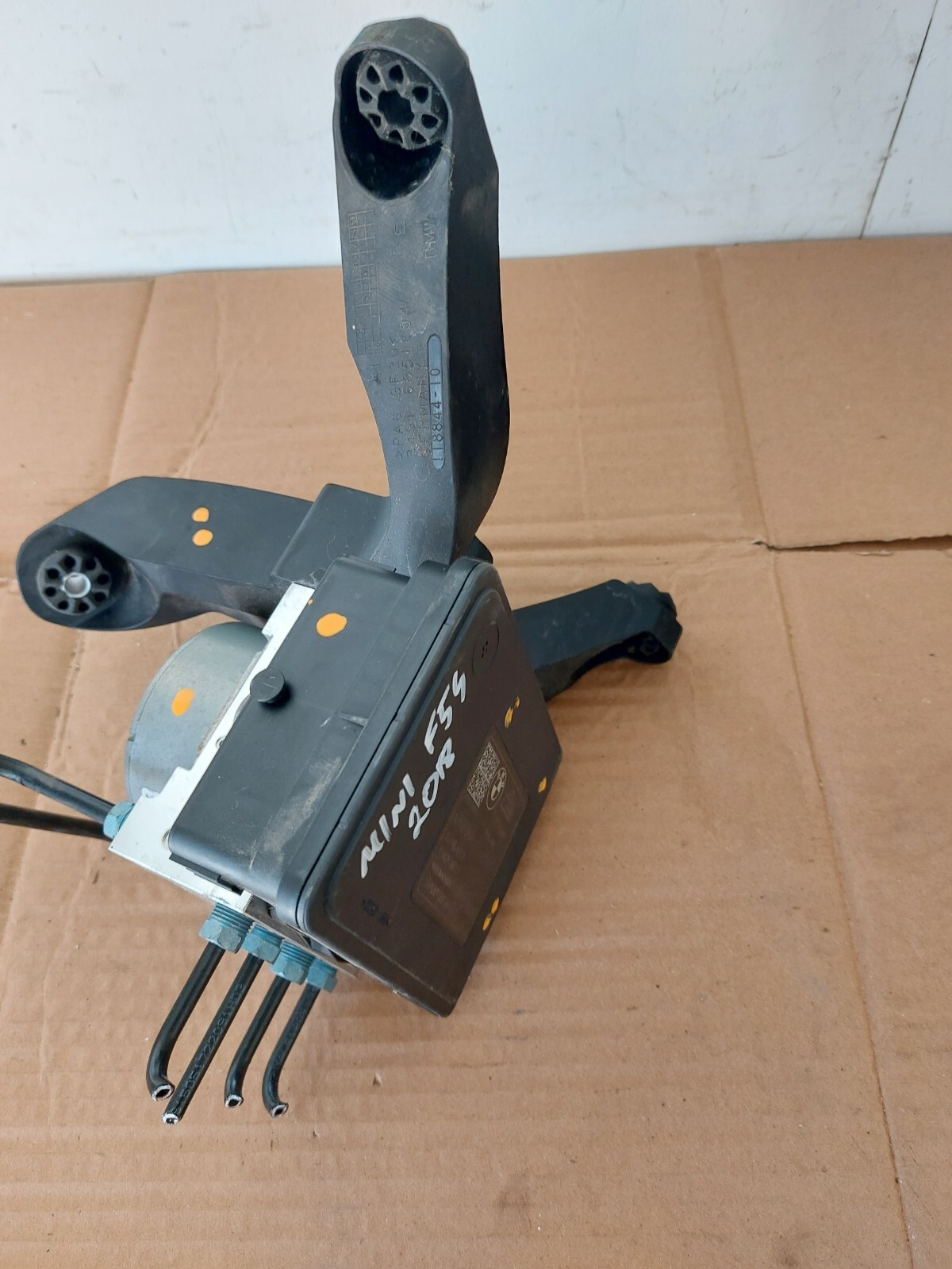 MINI CLUBMAN F54 2018 F55 F56 F57 ABS PUMP WITH MODULE 6888064 6888063 ...