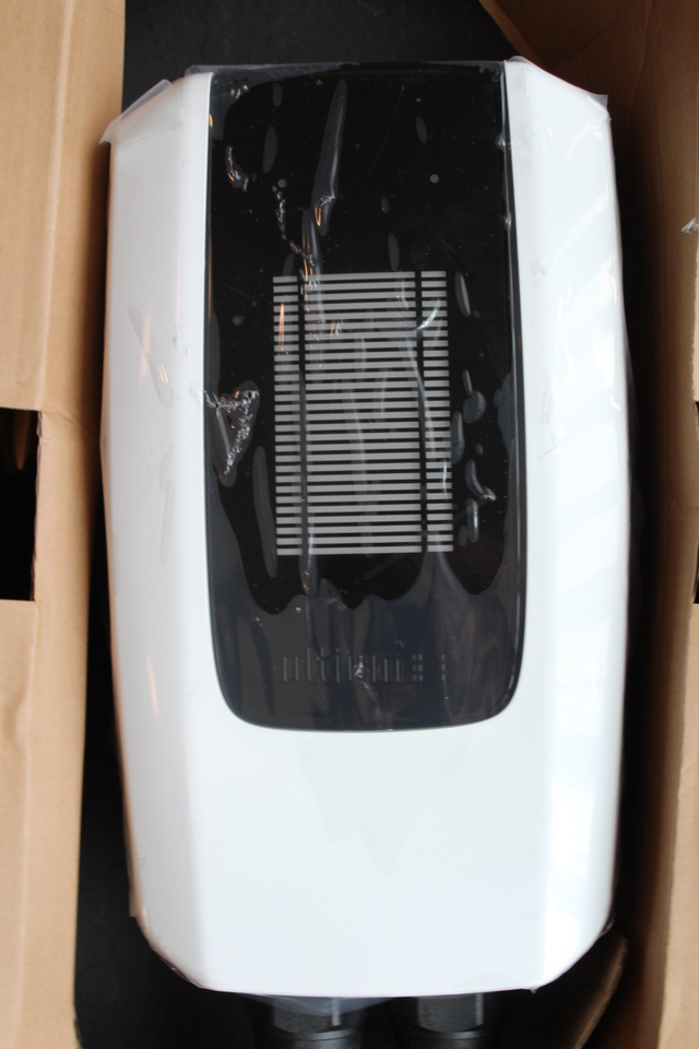 NEW Genuine GM Ultium Power UP Level 2 EV Charger Model 3004 | eBay