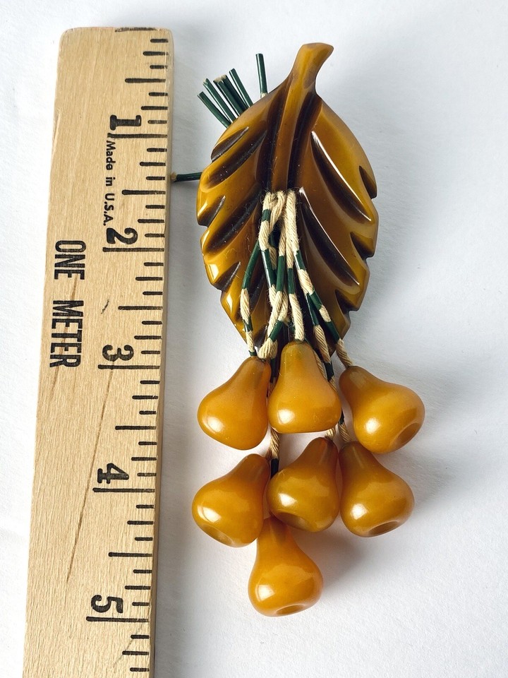 Vintage Bakelite Pear Dangle Leaf Brooch Pin 1940s Wax String Banana ...