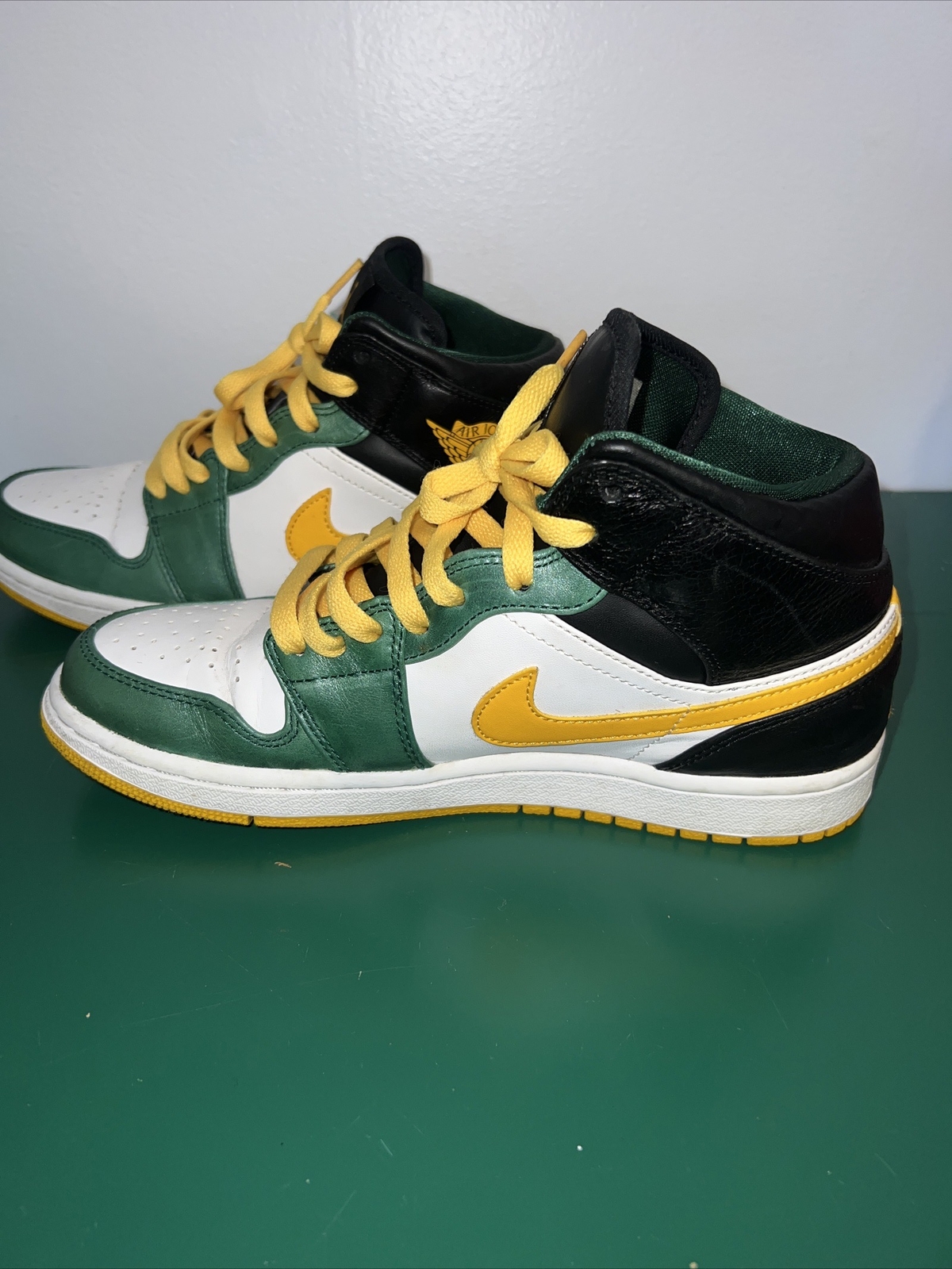 Nike Air Jordan 1 Seattle Super Sonics Men's Size 8 U… - Gem