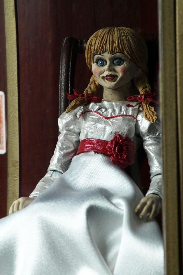 Figurine NECA Ultimate Annabelle collection Film poupée Horreur Cinéma ...