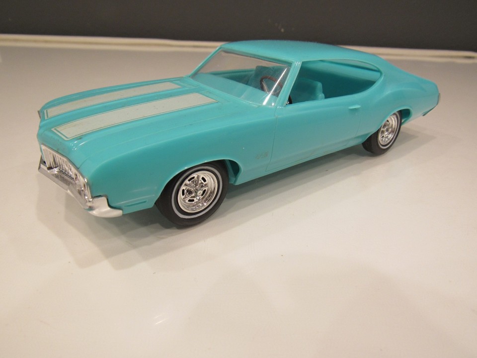 Johan 1970 Oldsmobile Olds Cutlass 442 Car Model Kit 1/25 scale rare | eBay