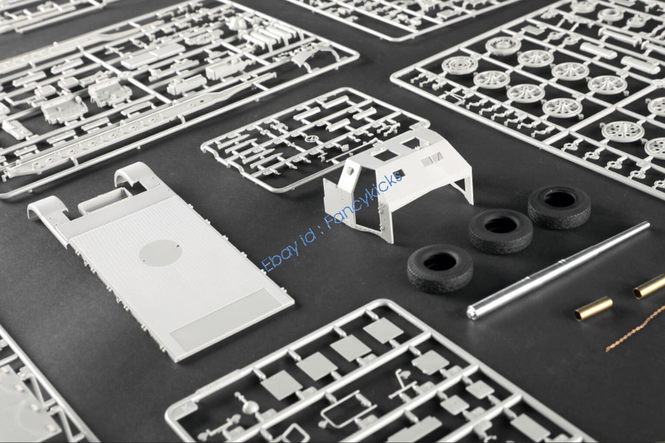 Trumpeter 09577 1/35 Schwerer Zugkraftwagen 18t With 8.8cm Flak | eBay