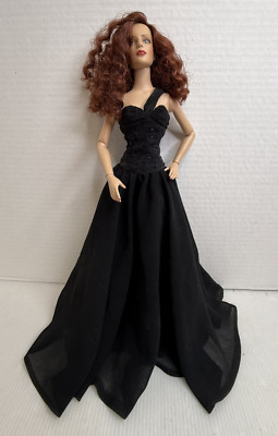 2003 Doll by Robert Tonner Curly Brown/ Red Hair In Black Evening Dress ...