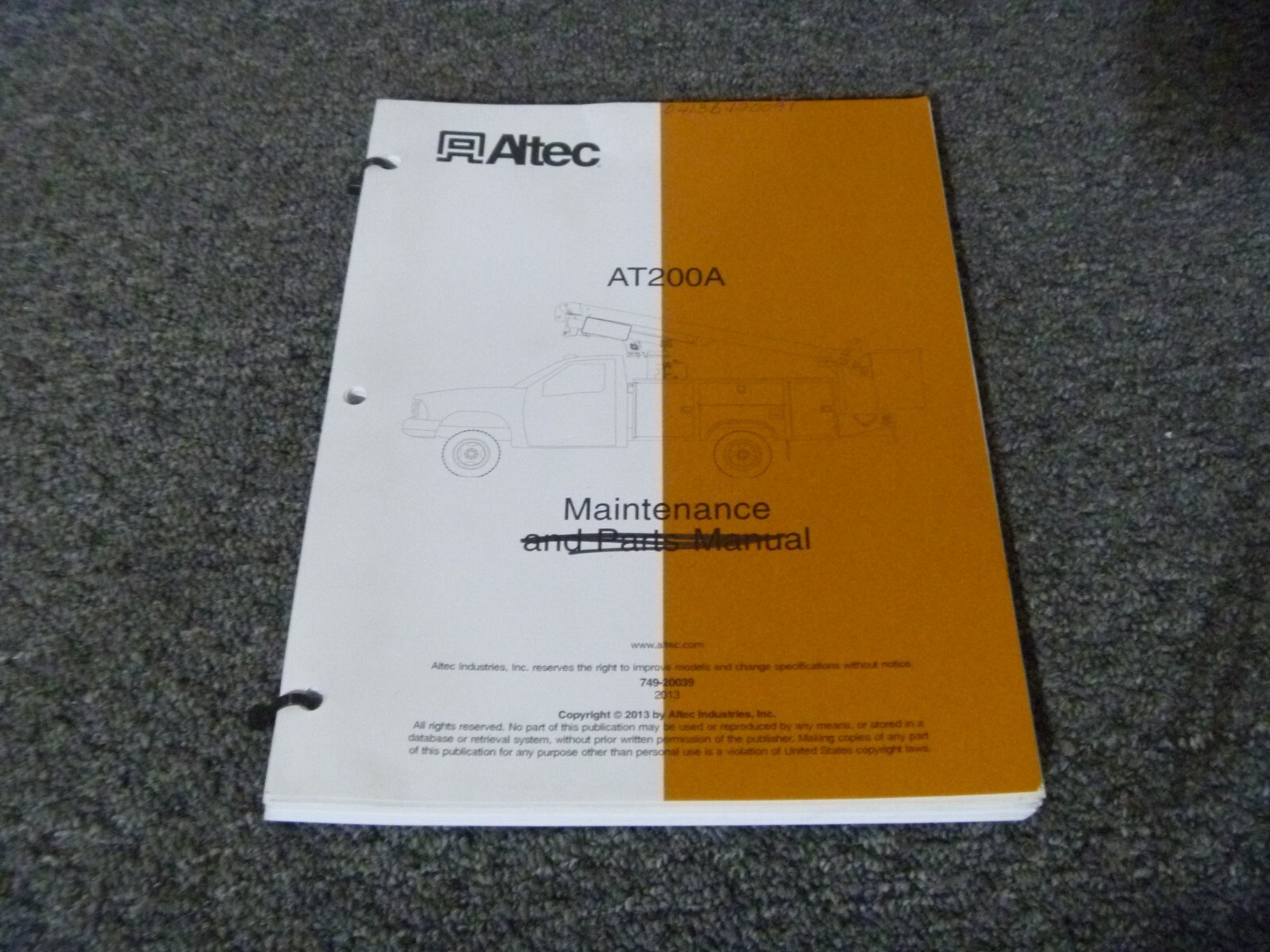 Altec AT200A Aerial Telescopic Bucket Truck Crane Maintenance Manual xz ...