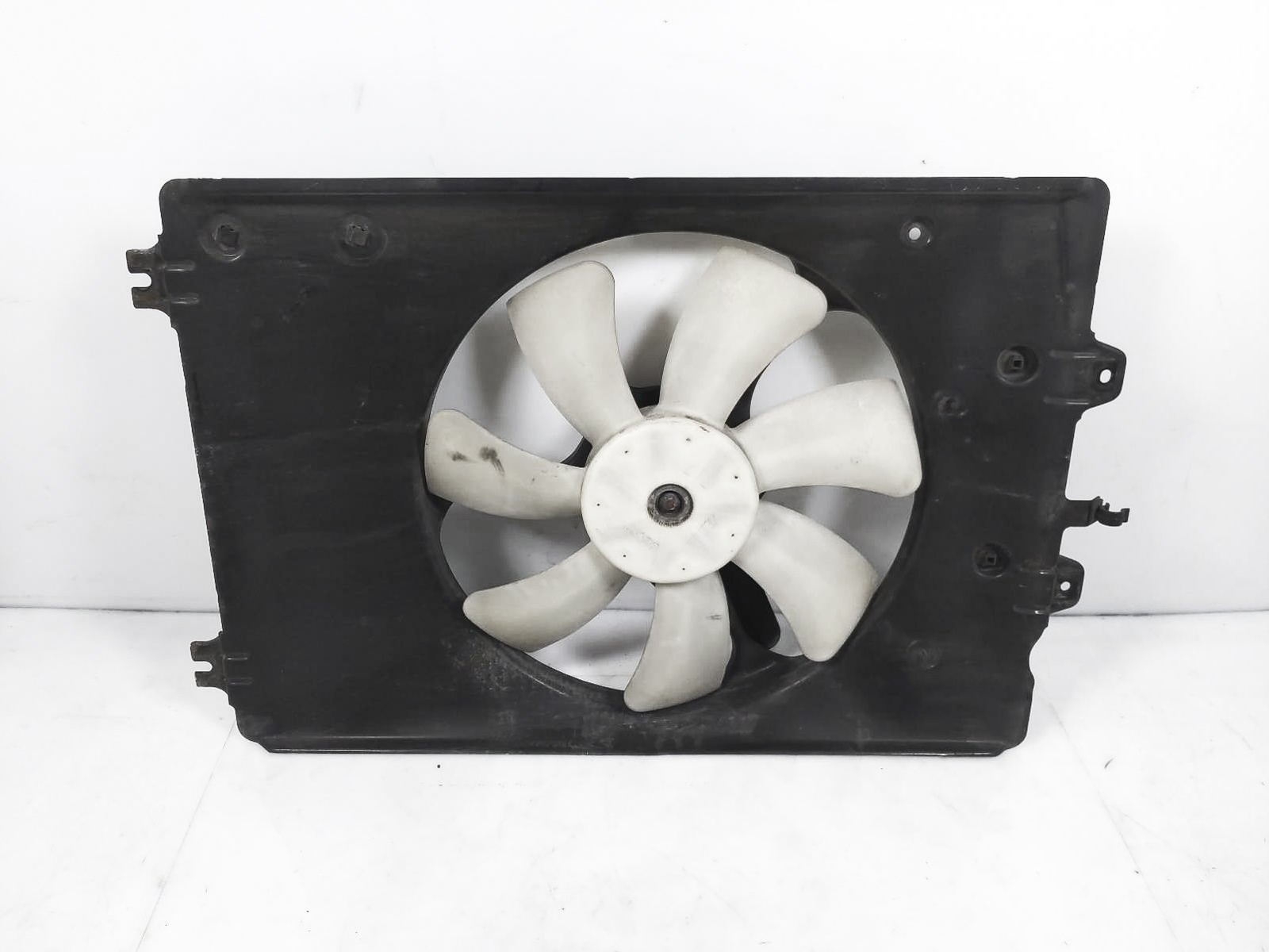 2009-2015 Honda Pilot Ac Condenser Cooling Fan Motor & Shroud 38611-R70 ...