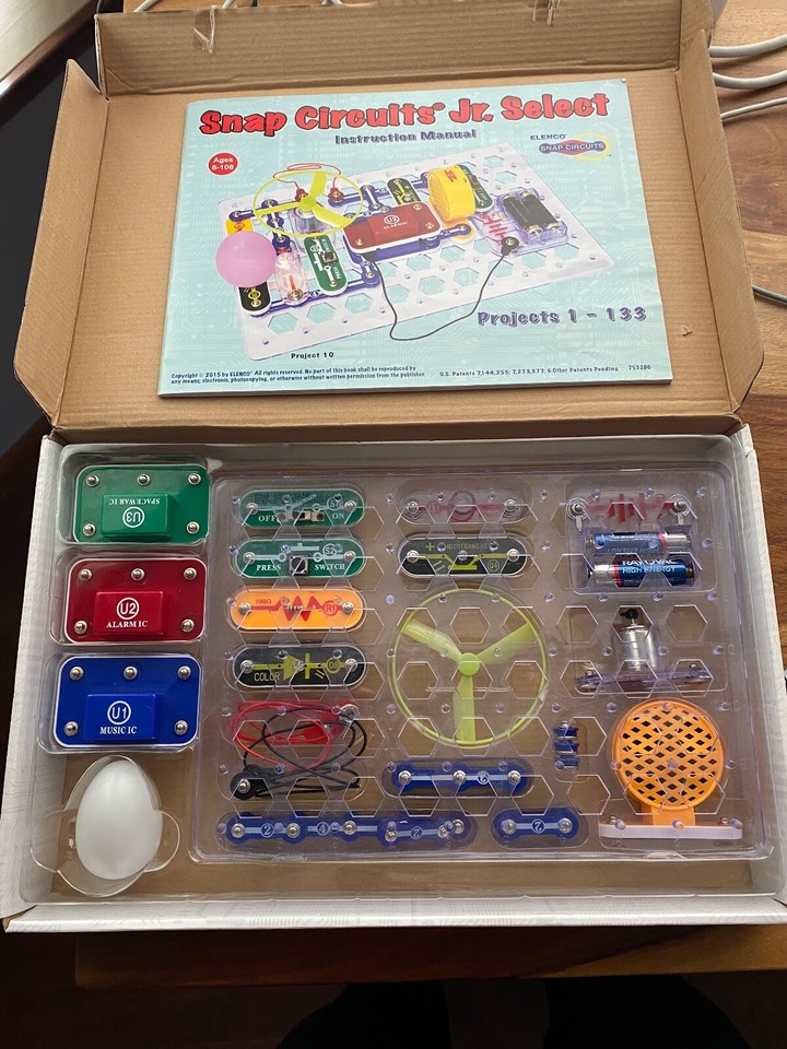 Elenco Snap Circuits Jr. Select SC-130 Electronics Exploration Kit ...