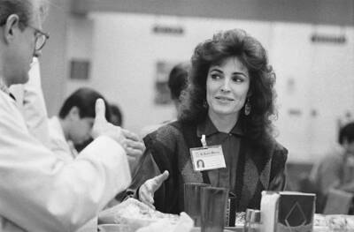 Ed Begley Jr As Dr Victor Ehrlich Cynthia Sikes on St Elsewhere 1985 Tv Photo | eBay