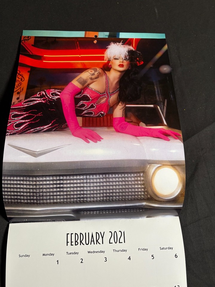 RARE OOP Violet Chachki 2021 Calendar RuPaul's Drag Race Season 7 Queen ...