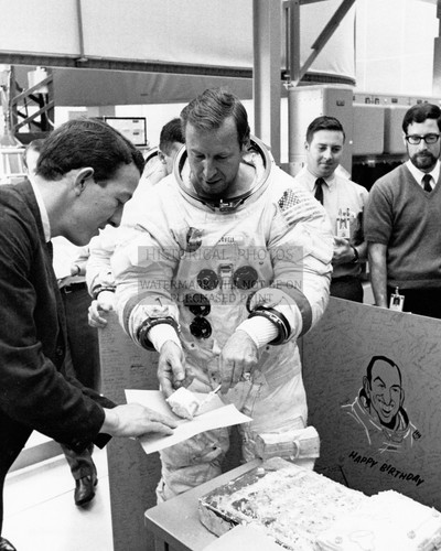 JIM LOVELL 42ND BIRTHDAY AT KENNEDY FLIGHT CREW TRAINING BUILDING 197 ...