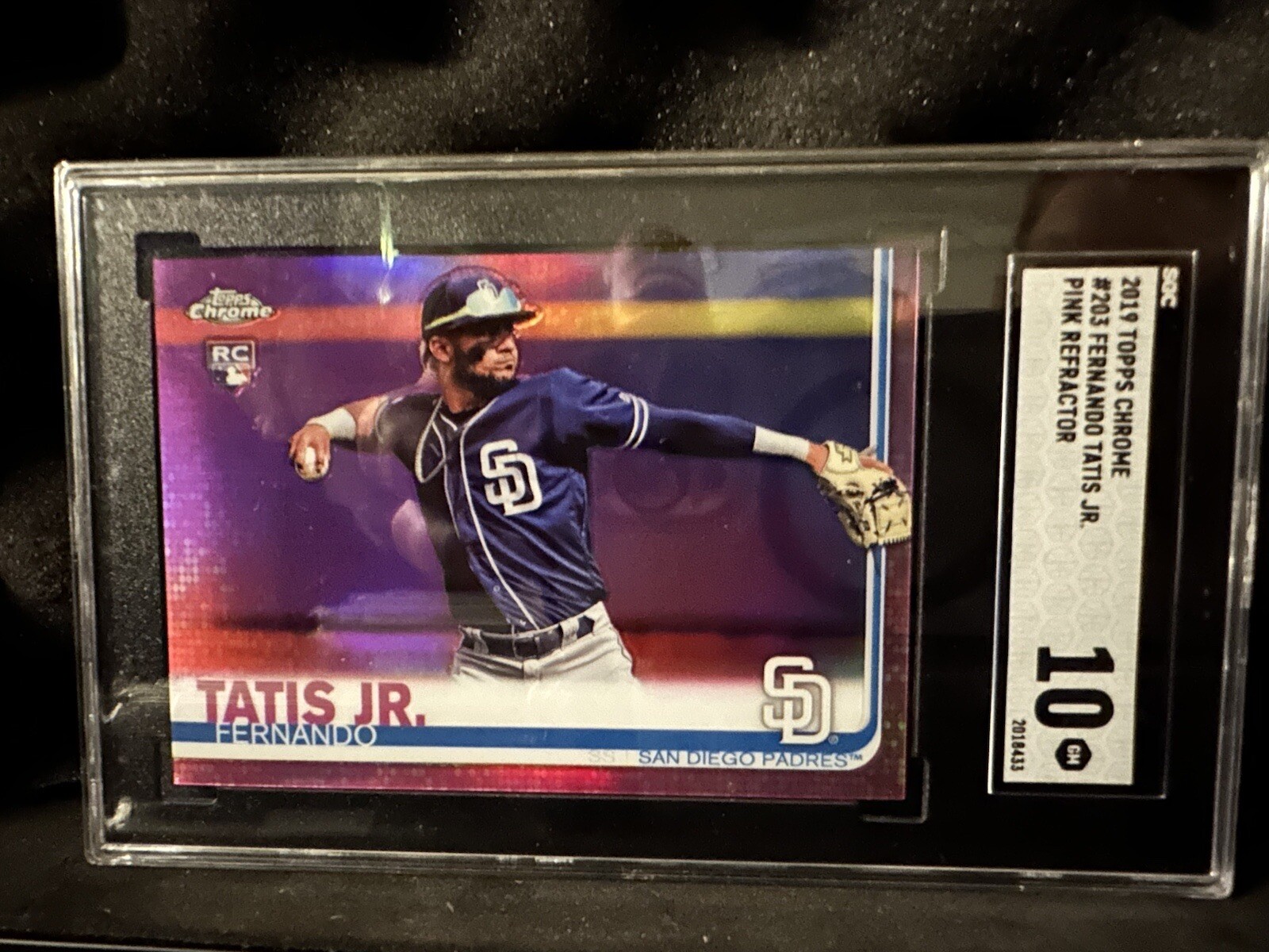 2019 Topps Chrome #203 Fernando Tatis Jr. RC Pink Refractor SGC Gem ...