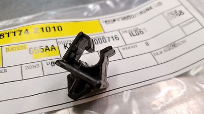 Kia Prop Rod Retainer Clip Clamp | Black | Plastic | OEM | 1 Piece ...