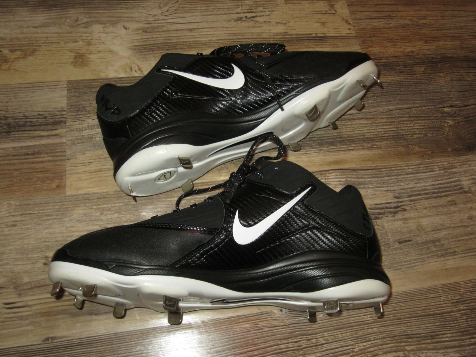 MENS 13 NIKE CLEATS MVP NIKE AIR BLACK WHITE WORN ONC… - Gem