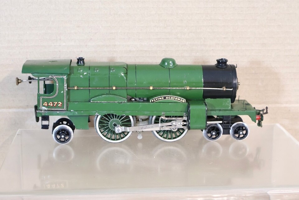 HORNBY O GAUGE C3 CLOCKWORK LNER 4-4-2 A3 LOCOMOTIVE 4472 FLYING ...