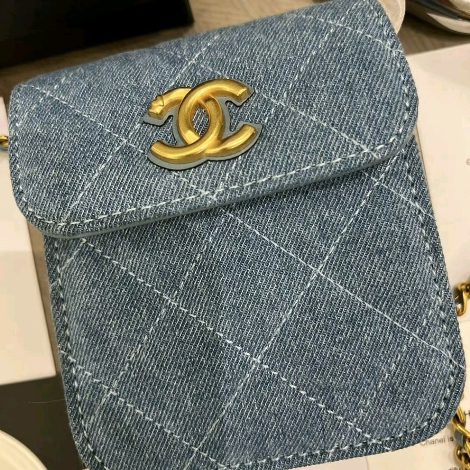 Chanel Demin Cosmetic Crossbody-Blue vanity Case, New 12cm | eBay Australia