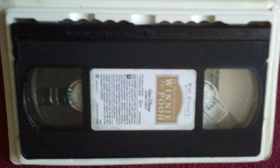 Disney VHS: The Many Adventures of Winnie the Pooh w/ Case Includes ...