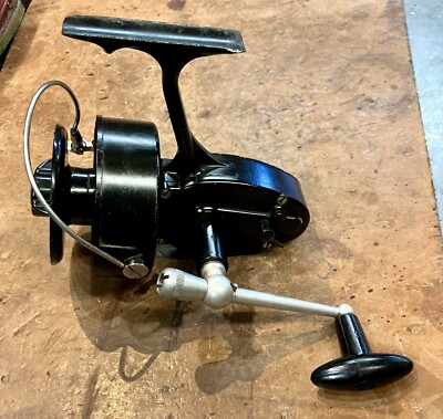 Spinning Reels - Vintage Garcia Mitchell 302 Salt Water