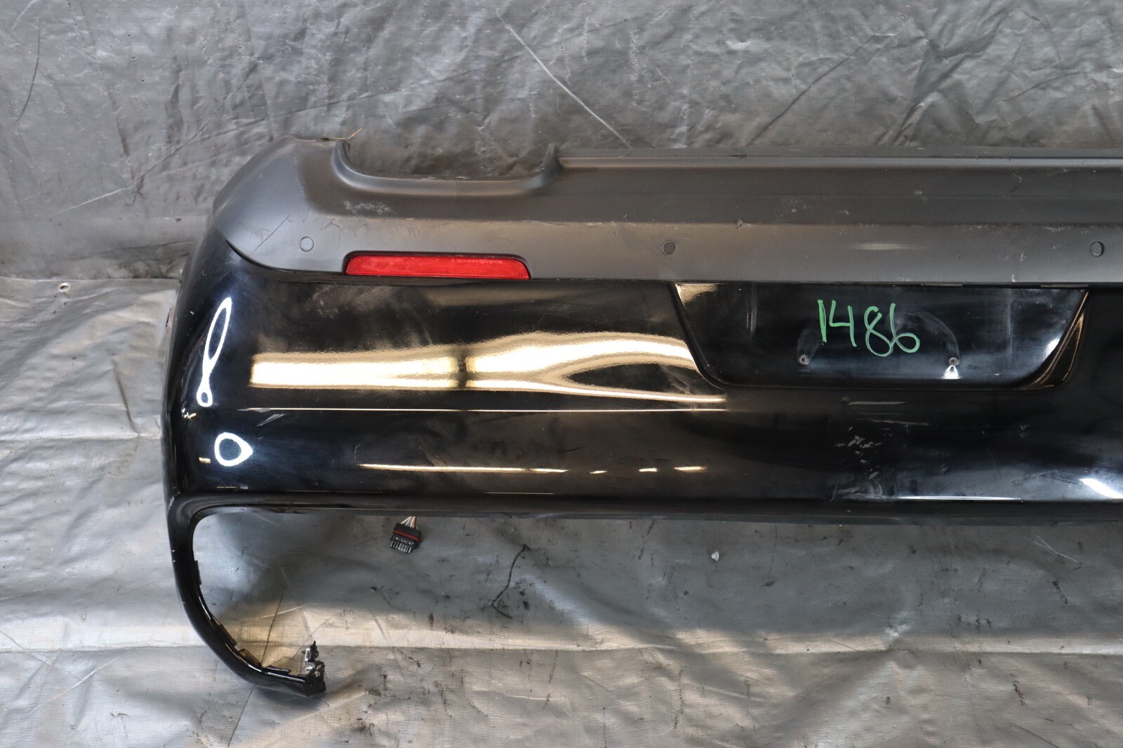 2015-2022 DODGE CHALLENGER HELLCAT 6.2L OEM REAR BUMPER COVER W ...