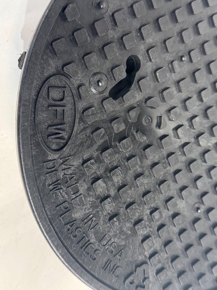 DFW ROUND WATER METER COVER CIRCULAR ROUND 800 SPRING LOCKING 12" NEW ...