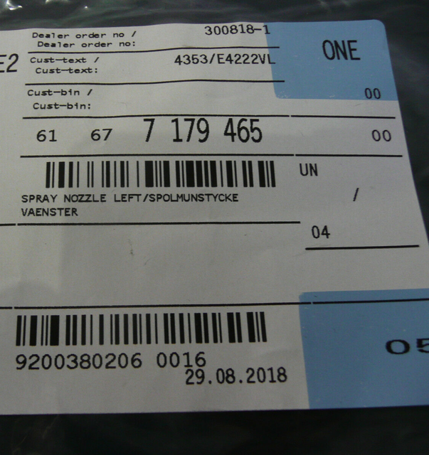 OEM BMW 1 E82 Left Headlight Washer Spray Nozzle 61677179465 7179465 ...