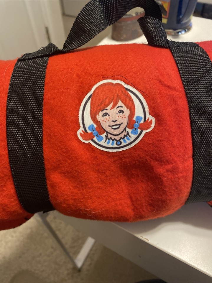 Wendy's Emblem Fast Food Red Stadium Travel Blanket Throw Fleece ...