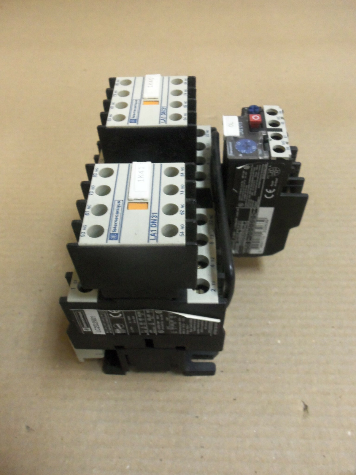 TELEMECANIQUE LC2D2501 REVERSING CONTACTOR W/ LR2 D13 OVERLOAD RELAY | eBay