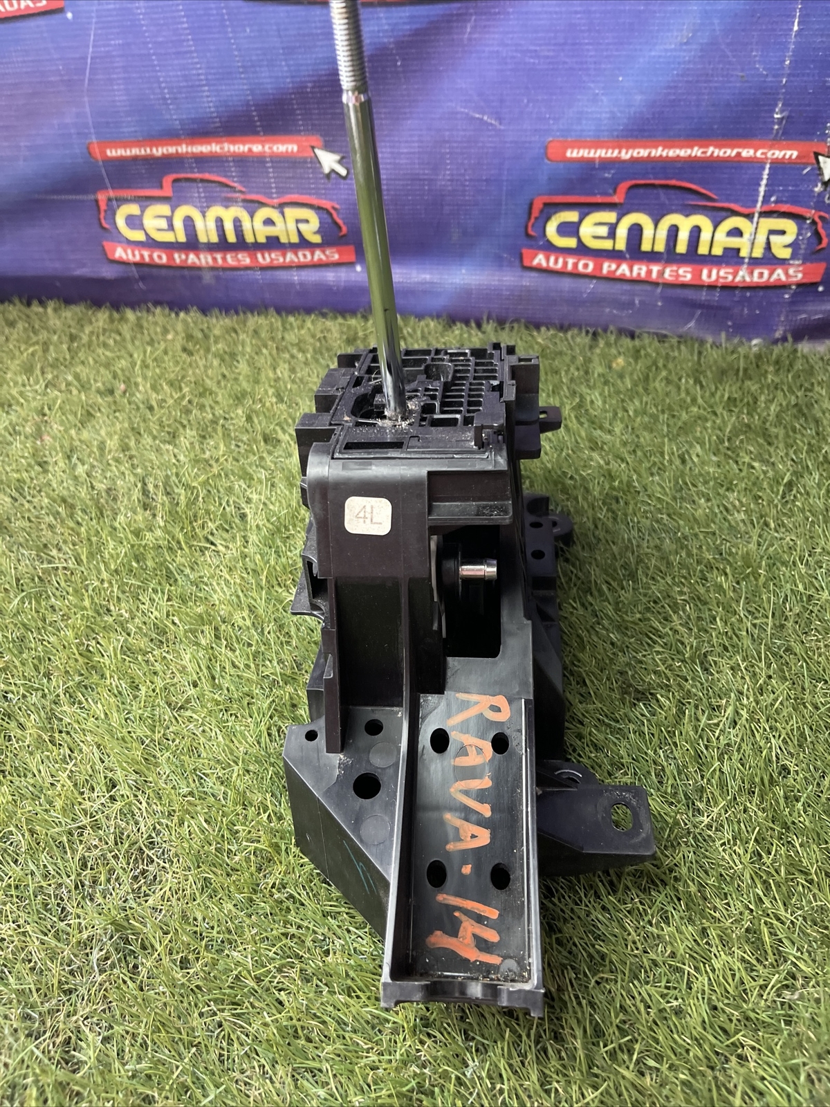 2013 - 2018 Toyota RAV4 RAV-4 AUTOMATIC FLOOR GEAR SHIFTER SELECTOR OEM ...