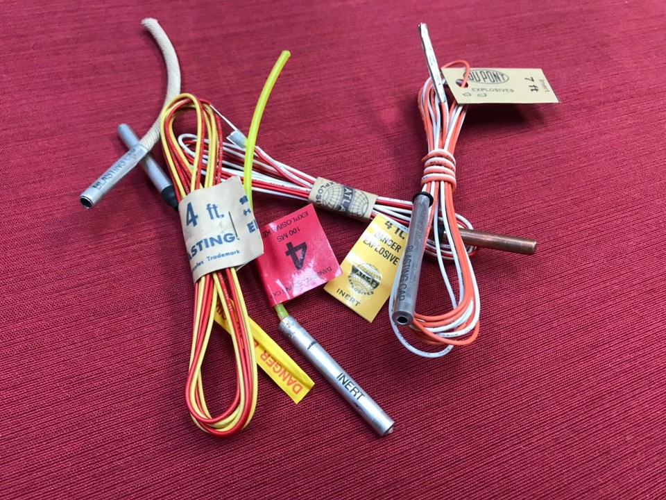 Set of 5 different inert blasting caps for mining display, movie prop ...