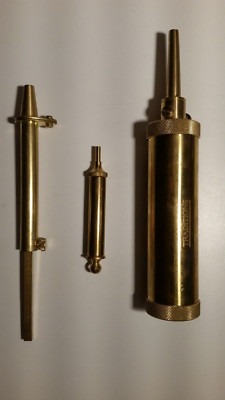 FLINTLOCK SHOOTERS KIT-BRASS-FLASK,PAN PRIMER,BLACKPOWDER MEASURE ...