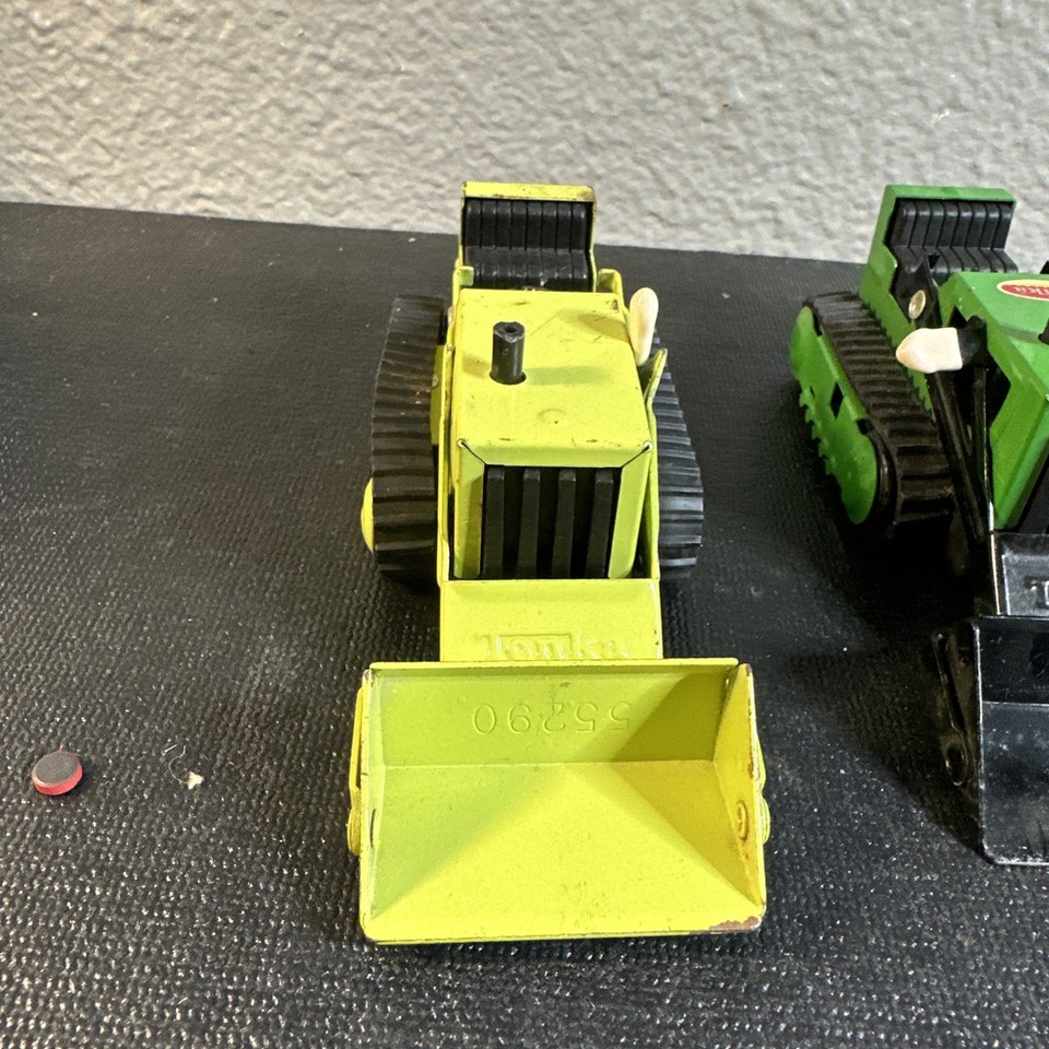 Vintage Tonka Loader Lot light and dark Green 5.5" long 1970s nice lot ...