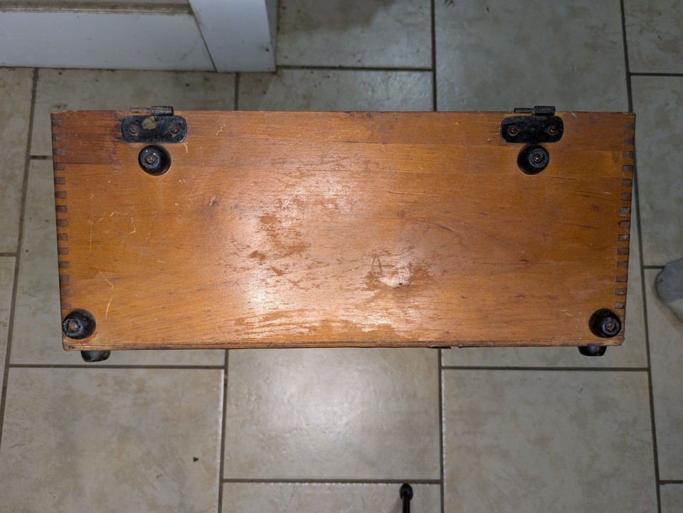 Vintage precision tube tester model 10-12 Powers On Unsure About ...