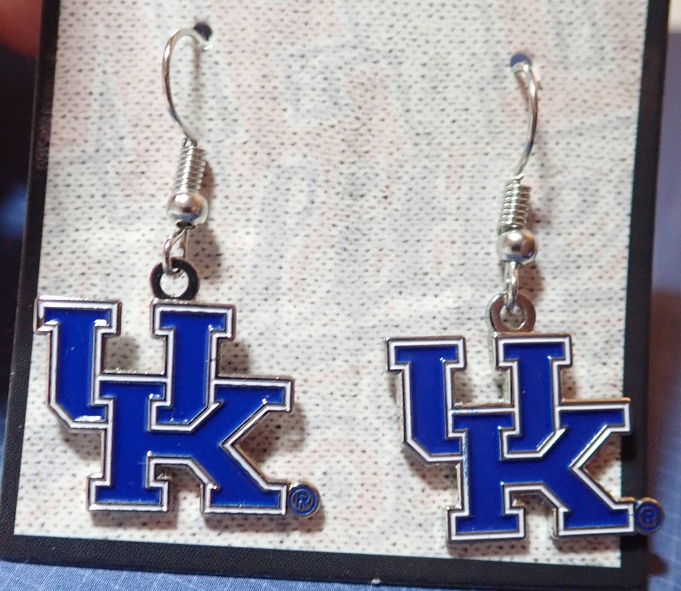 BEAUTIFUL PAIR OF UNIVERSITY of KENTUCKY WILDCATS NCAA TEAM EARRINGS NO ...