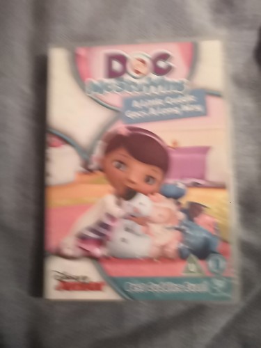 Disney Junior - Doc McStuffins: A Little Cuddle Goes a Long Way (DVD ...