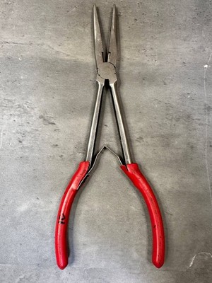 Mac Tools P9617B Long Reach Needle Nose Pliers Extended Reach Red ...