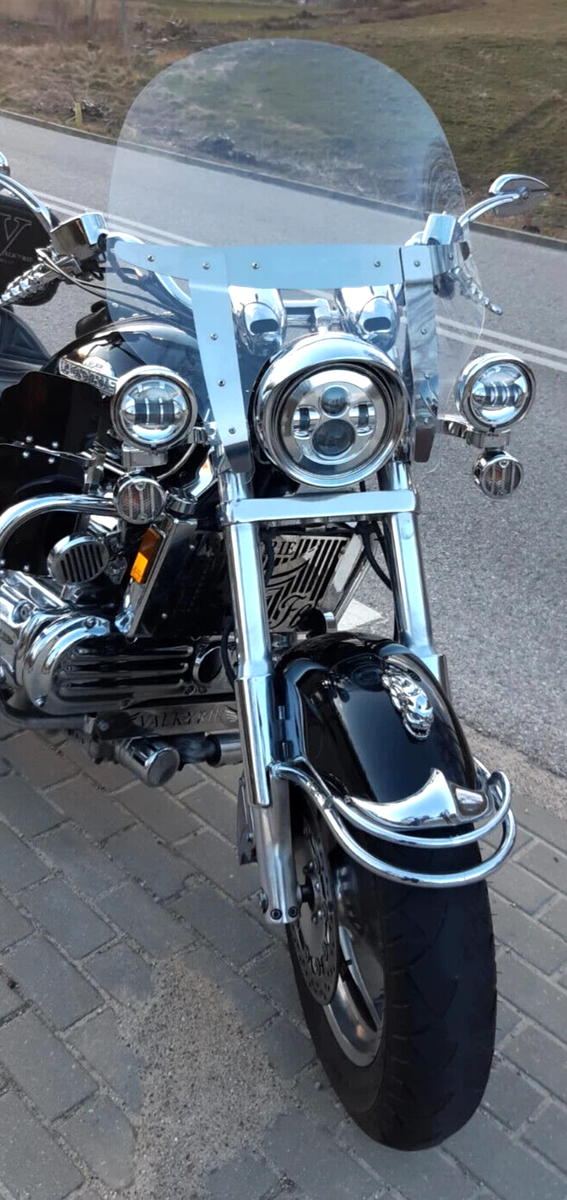 Hondaline Valkyrie Windshield Anyone Have Success Cutting Vents In