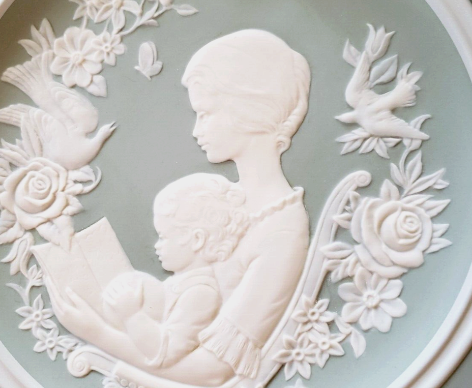Mother's Day 1977 Plate Franklin Porcelain. New. In original box. 9.5 ...