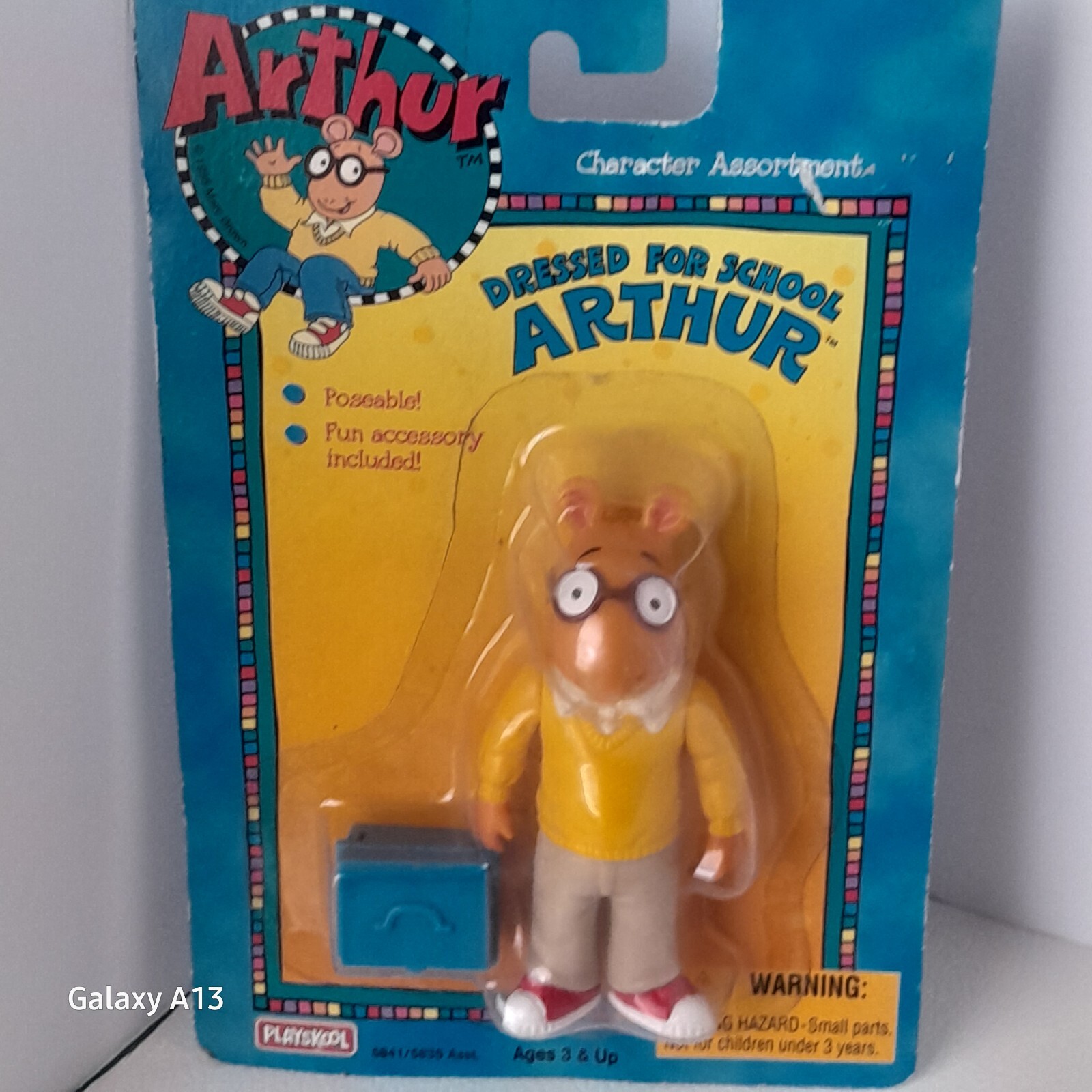 PLAYSKOOL HASBRO Arthur 1996 Dressed For School Action Figure NOS Blue ...