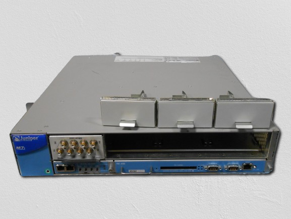 JUNIPER NETWORKS M7i INTERNET ROUTER | eBay