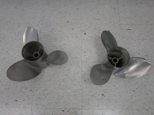 2 Merc Cruiser solid hub 19 pitch propeller | eBay