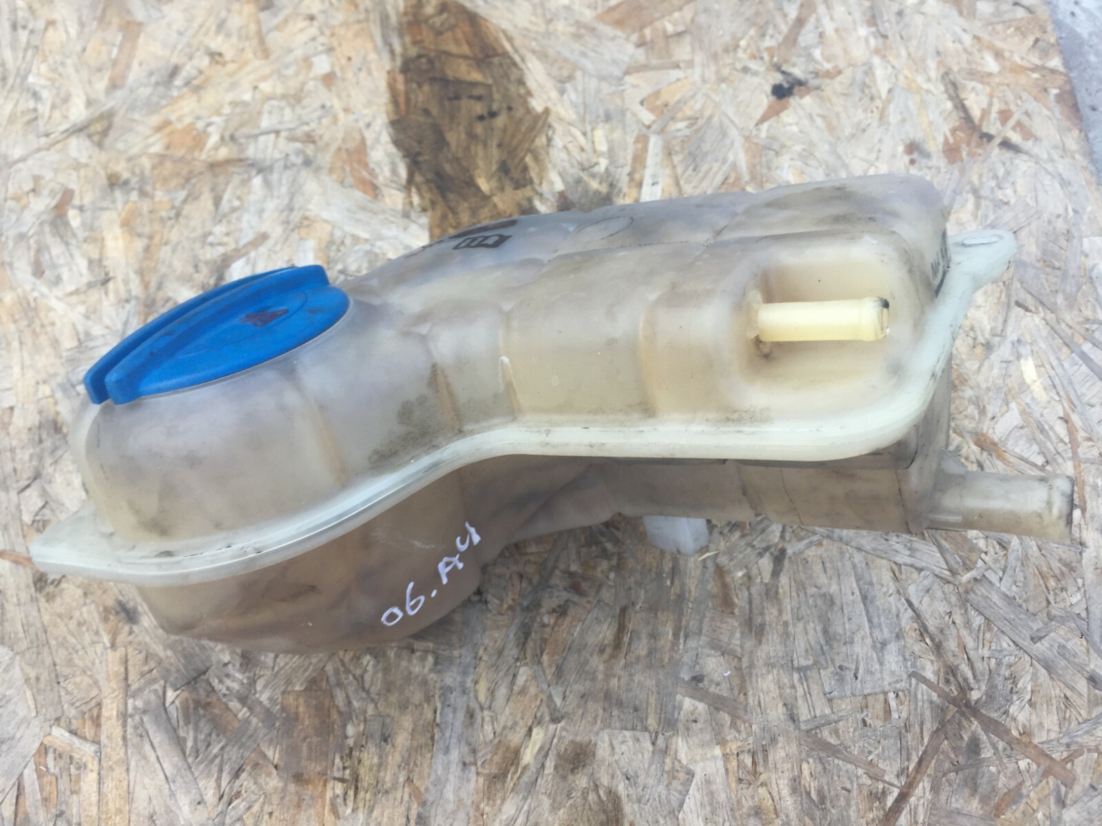 2005-2008 Audi A4 2.0T Coolant Reservoir Expansion Tank W/ Cap OEM | eBay