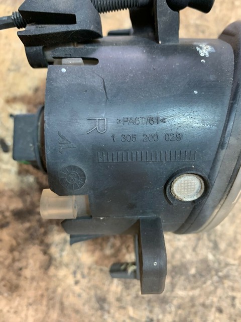 Genuine MERCEDES GLA CLA W204 C180 C B Class RH Fog Light A2518200856 ...