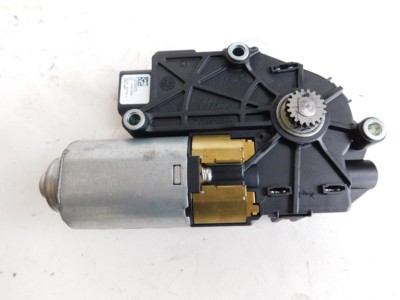 Mercedes Benz ML63 AMG W166 Sliding Sunroof Motor A1669069600 J098 | eBay