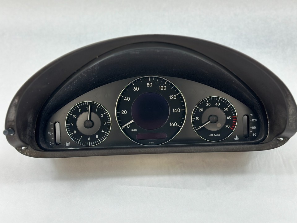 03-09 Mercedes Benz CLK500 550 350 W209 Gauge Cluster LCD Display ...